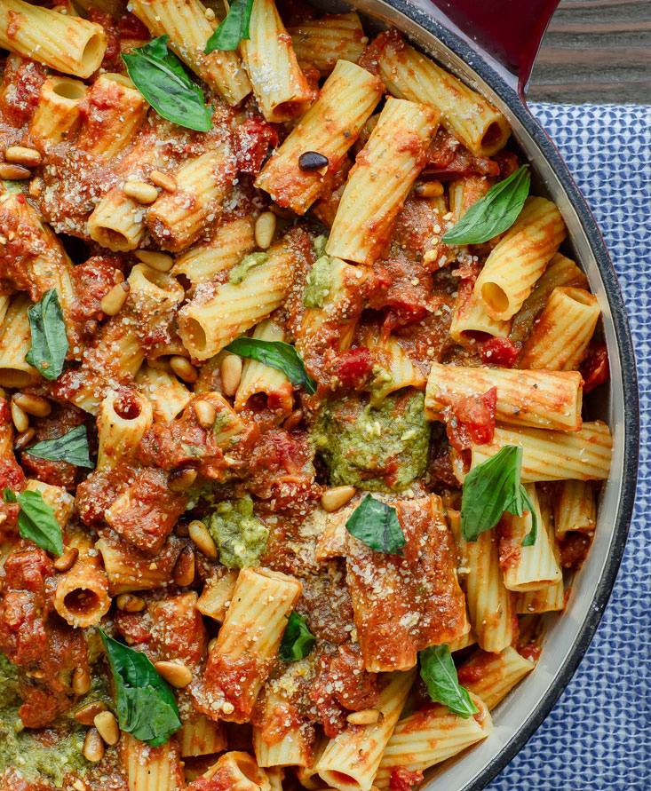 Easy Rigatoni with Tomato Pesto Sauce | The Mediterranean Dish | USA