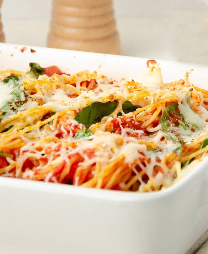 Oven Baked Spaghetti | Elise @elisetriestocook | USA